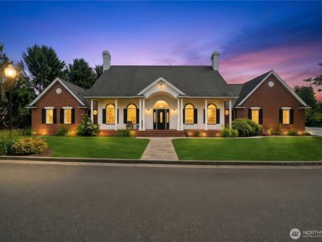 448 Island Green Way, Lynden, WA 98264