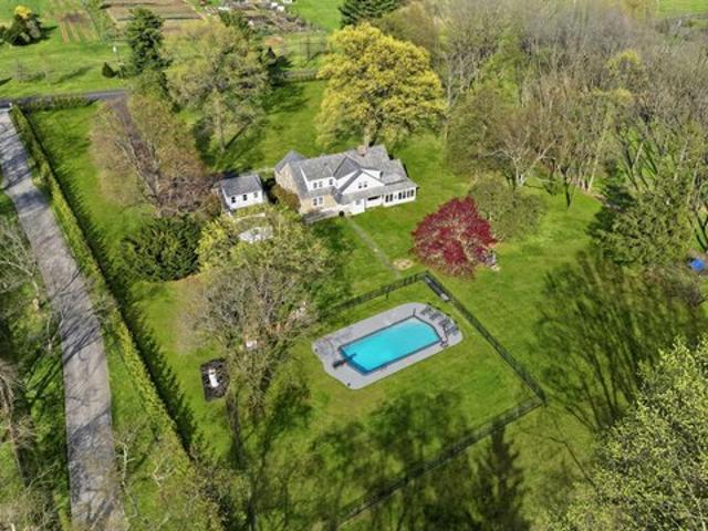 448 Moredon Rd, Huntingdon Valley, PA 19006
