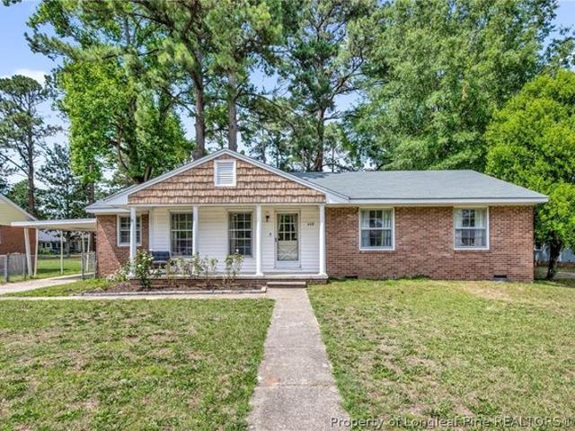 448 Morningside Dr, Fayetteville, NC 28311