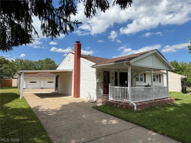 448 Meadowbrook Avenue