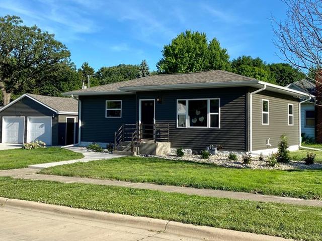 448 N School Ave, Oglesby, IL 61348
