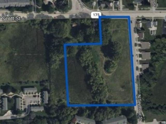448 N Seymour St, Fond du Lac, WI 54935