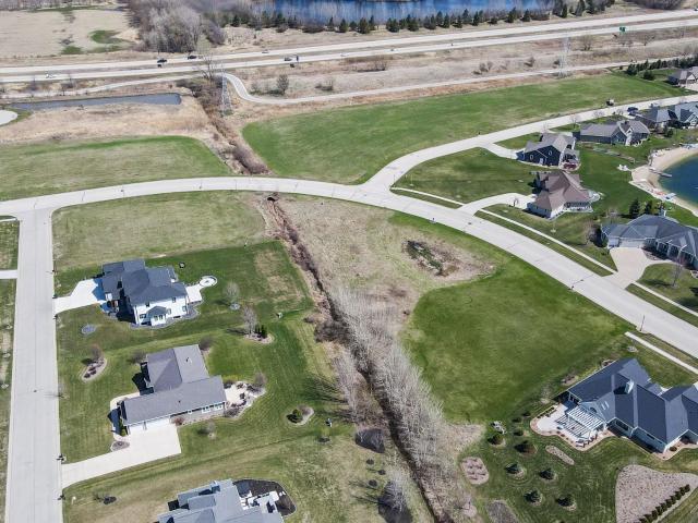 448 S Country Ln, Unit 78, Fond du Lac, WI 54935 | MLS #50307 | Compass