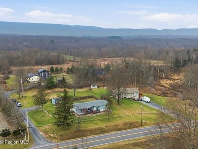 448 Sand Hill Rd, Gardiner, NY 12525