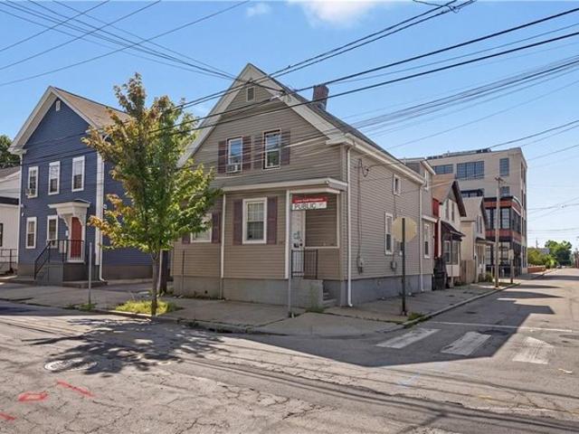 448 Public St, Providence, RI 02907