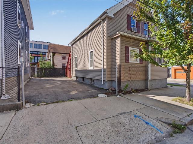 448 Public Street