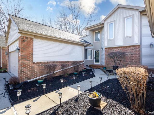448 Ravencrest Lane # 50