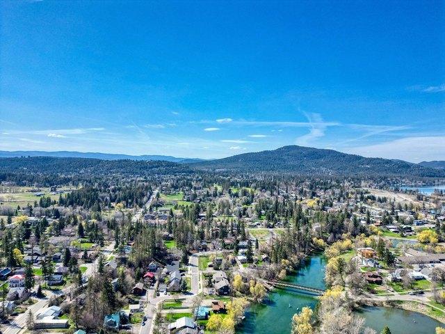 448 W 7th St, Whitefish, MT 59937