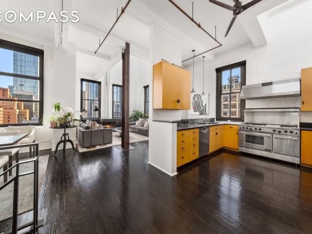 448 W 37th Street 11G/12G