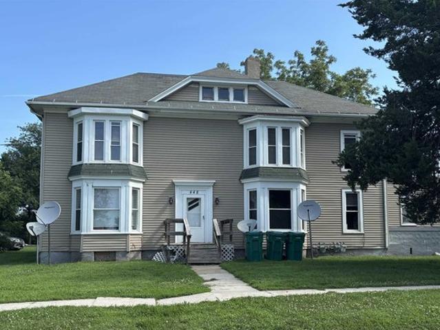 448 W 3rd Ave Apt 4, Woodhull, IL 61490