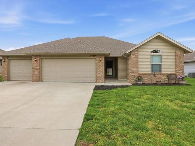 448 W Melody Ln, Republic, MO 65738