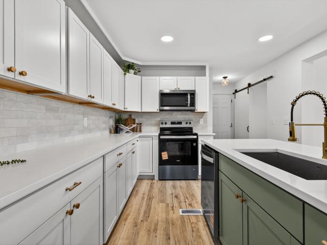 448 Walton Ferry Rd, Hendersonville, TN 37075 | Compass