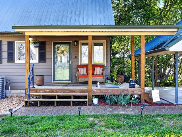 448 Windmill Lane