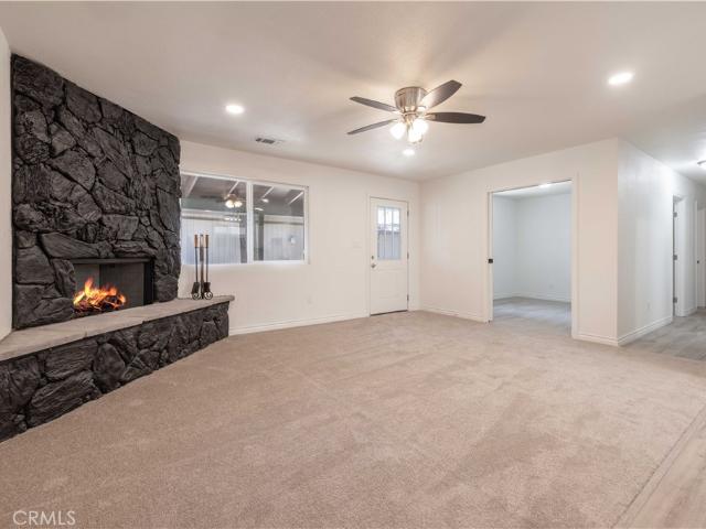 448 Victoria Lane