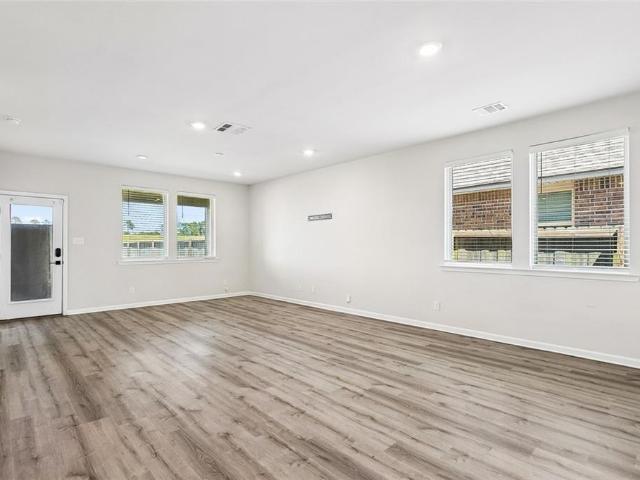 4494 Marais River Drive