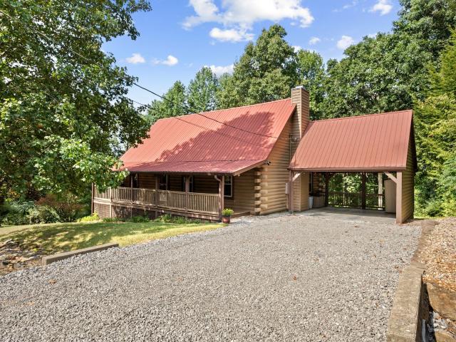 4495 Poplar Ln