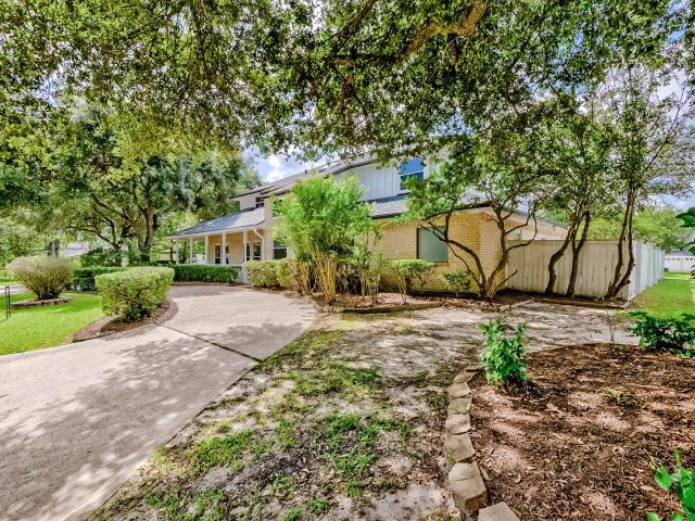 4495 Thomas Lane