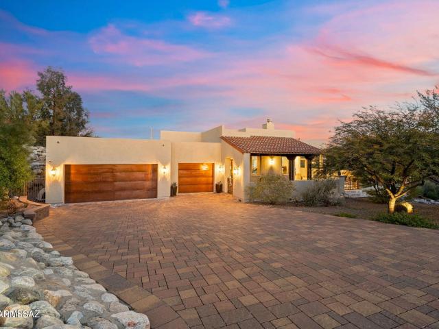 4496 n via bellas catalinas