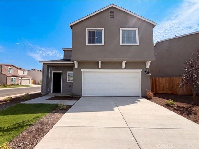 4496 Bellaire Ave, Clovis, CA 93619