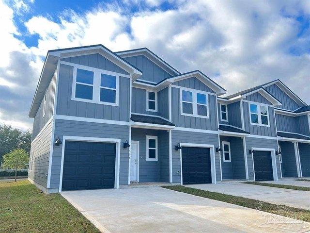4499 Wendell St, Pace, FL 32571