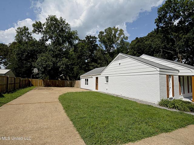 4490 S Big Horn Drive