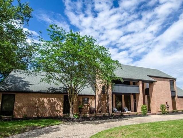 4490 Thomas Ln, Beaumont, TX 77706