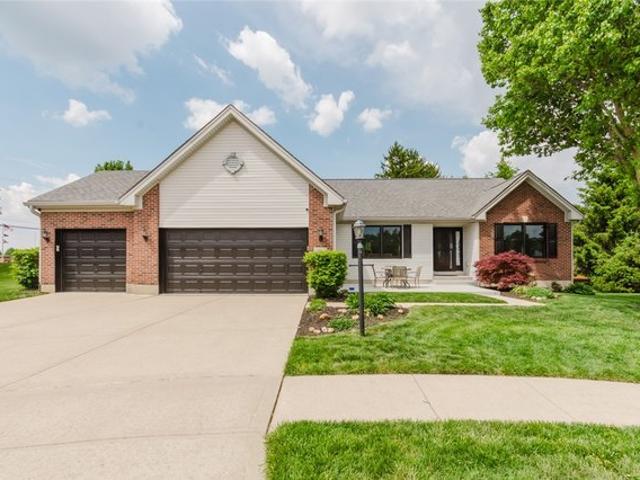 4492 Longmeadow Ln, Beavercreek, OH 45430