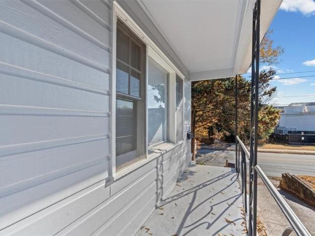 449 10th St NW, Atlanta, GA 30318 | MLS #7732 | Compass