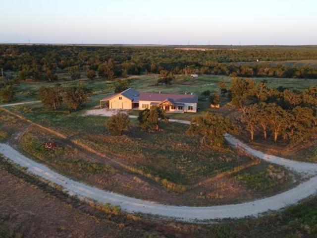 449 County Road 194, Ovalo, TX 79541