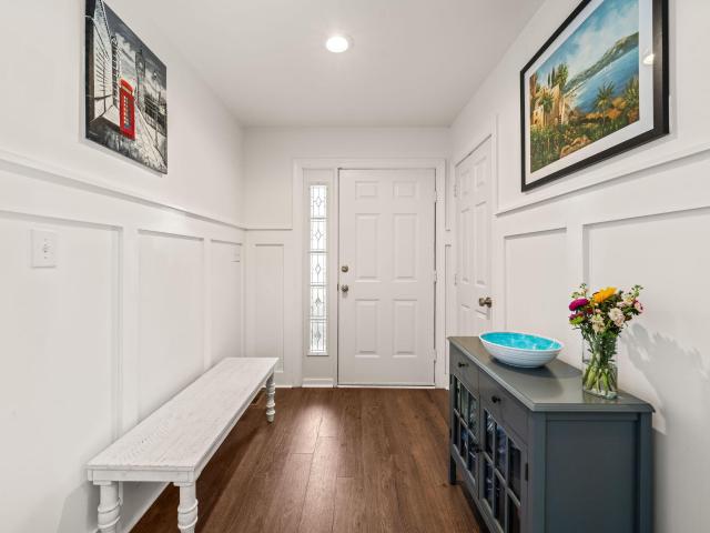 449 Crossvine Close