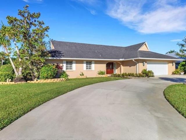 449 Cypress Way E, Naples, FL 34110