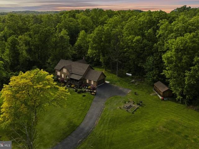 449 Houseman Rd, Perkiomenville, PA 18074