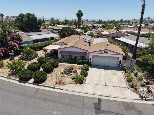 449 Highland Vista Way, Perris, CA 92570
