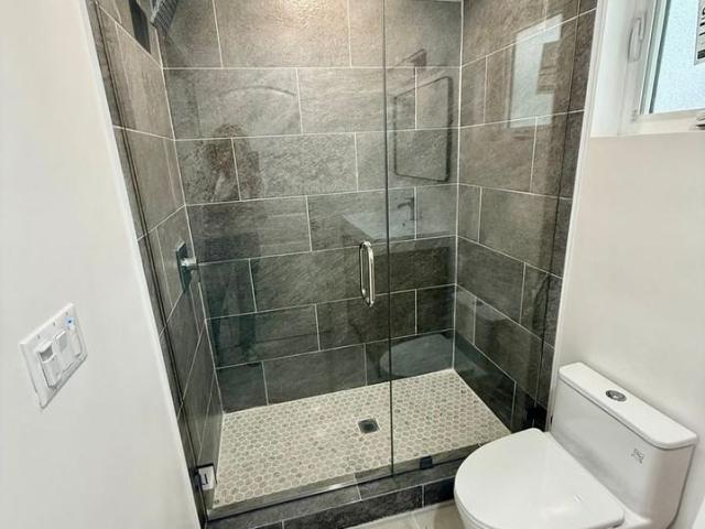 449 Oakhurst 1 Bedroom Apartment for Rent at 449 N Oakhurst Dr, Beverly Hills, CA 90210 Beverly Hills