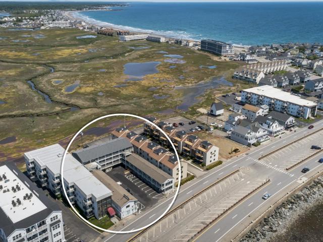 449 Ocean Boulevard