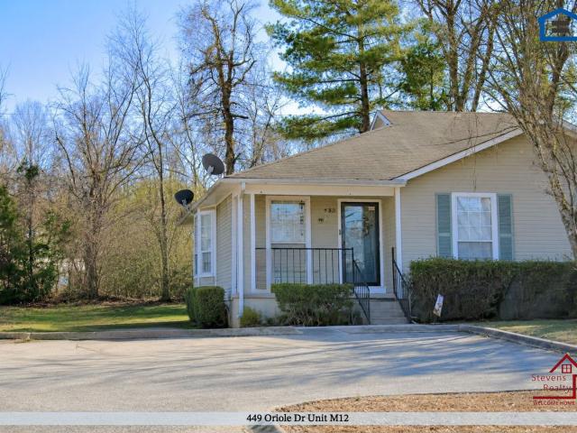 449 Oriole Dr, 2 beds, 2 full baths