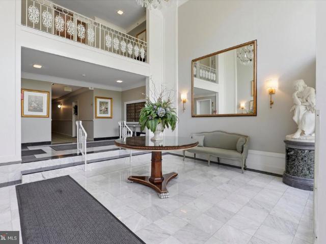 449 Montgomery Avenue # 306