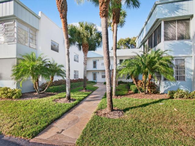 449 Normandy Ln, Delray Beach, FL 33484 | MLS #R11141 | Compass