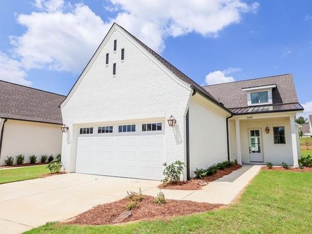 449 S Grove Dr, Oxford, MS 38655