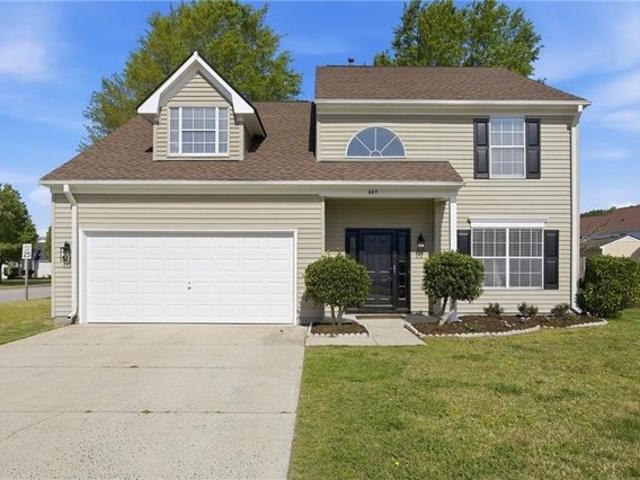 449 Sawyers Mill Xing, Chesapeake, VA 23323