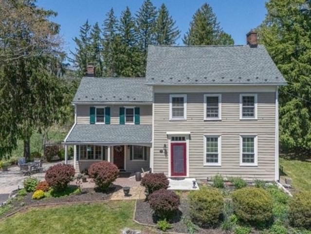 449 Stamets Rd, Holland Township, NJ 08848