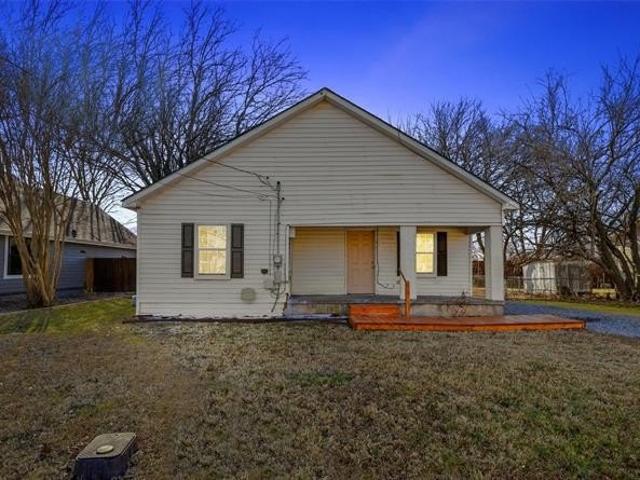 449 Rigsby Dr, Van Alstyne, TX 75495