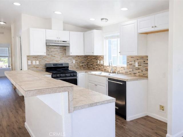 449 W Tefft St 7