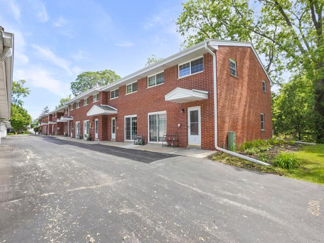 449 W Wisconsin Ave, Unit 9