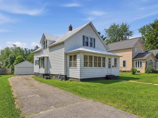 449 W Clark St, Stevens Point, WI 54481