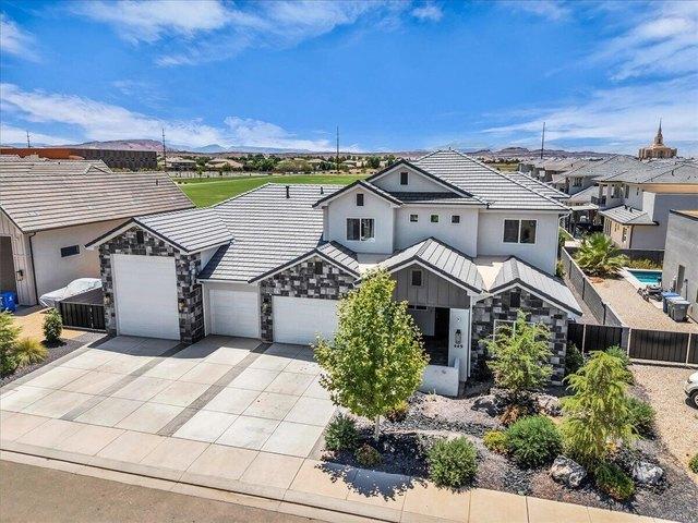 449 W Johann Cir, Washington, UT 84780