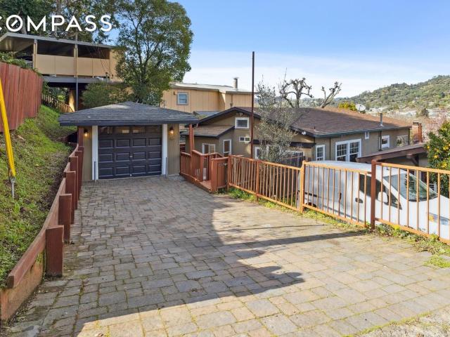 44 46 Martens Blvd, San Rafael, CA