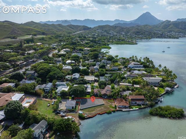 44 646 Kaneohe Bay Dr, Kaneohe, HI