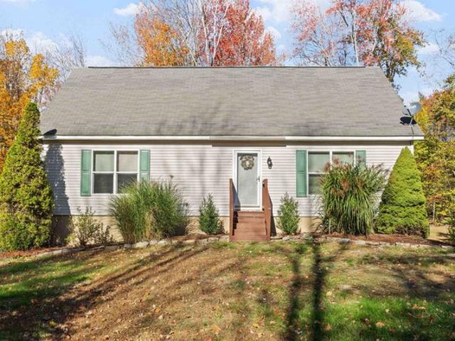 44 Tall Pine Rd, Farmington, NH 03835