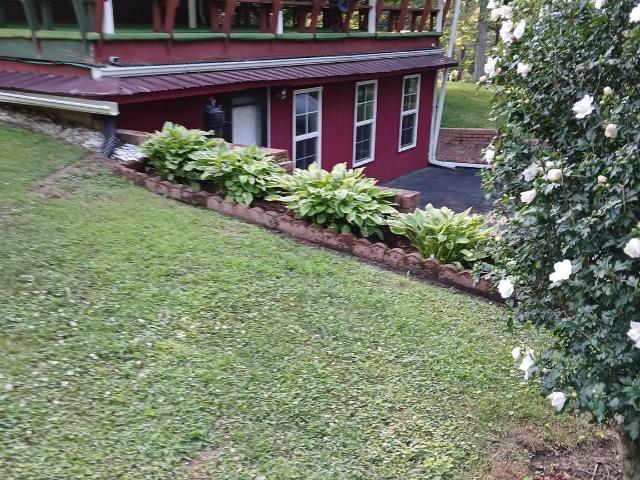 44 Tuttle Road